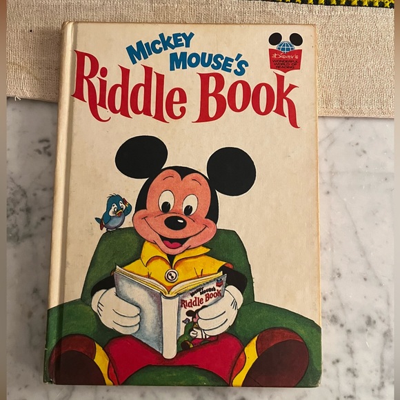 Disney | Toys | Walt Disney Books Mickey Mouses Riddle Book Vintage Euc ...